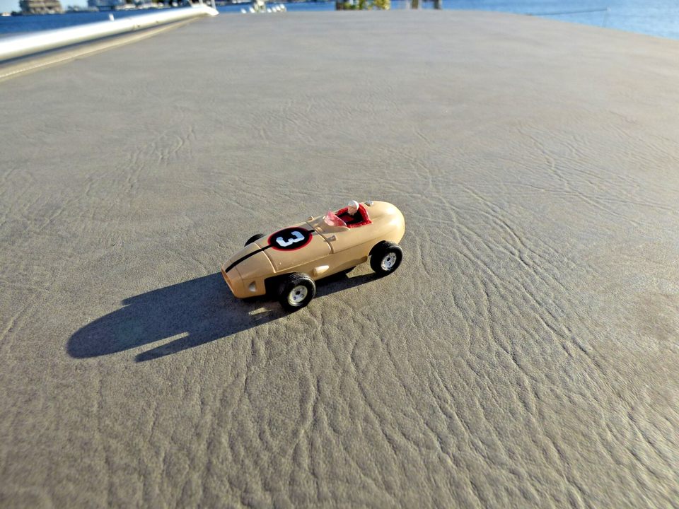 AURORA AFX 1359 INDIANAPOLIS TAN INDY RACER HO SLOT CAR TJET THUNDER ...