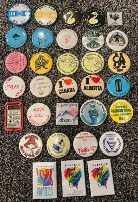 VINTAGE Random Pinback Buttons | Lot of 32 | Collectibles | eBay