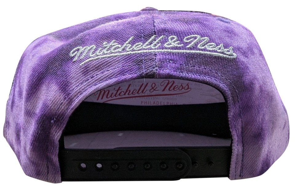 Mitchell & Ness Purple NBA Toronto Raptors In A Galaxy Snapback - OSFA ...