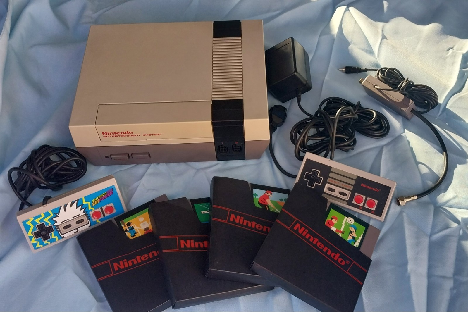 Original Nintendo System NES-001 Console Bundle W/Controllers & Games ...