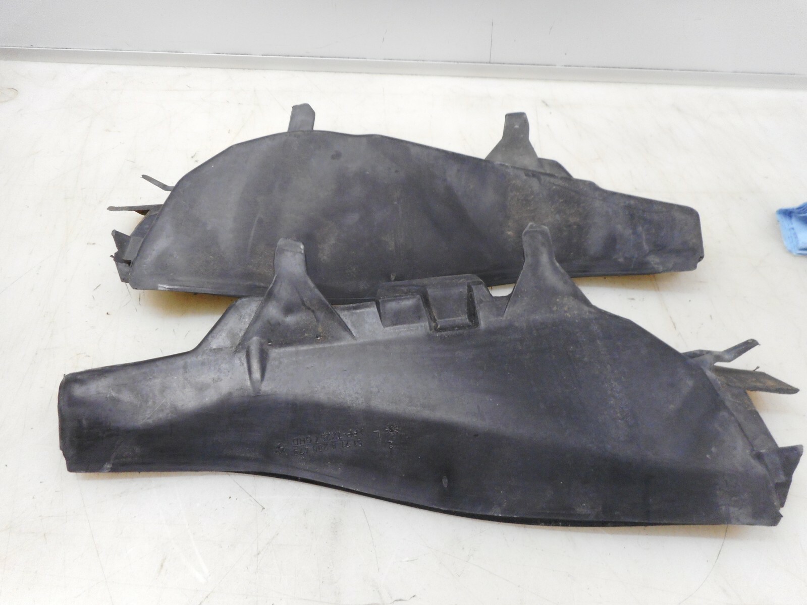 2002 BMW 325I E46 OUTER WINDSHIELD COWL COVER SET 2 PCS 51718208479 | eBay