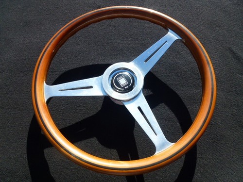 No Inflator Nardi Classic Wood Steering Wheel 36.5 Pies Alfa Romeo ...
