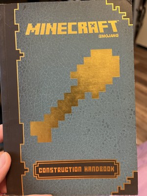 Minecraft : Construction Handbook by Mojang Staff (Trade Paperback ...