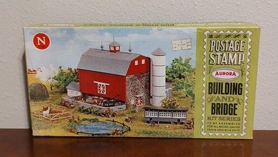 N Scale Aurora Postage Stamp Farm House & Barn Set Building & Bridge ...