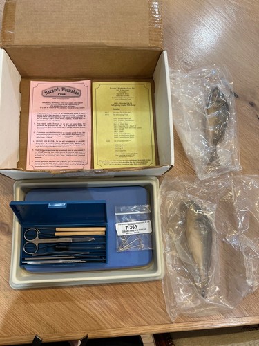 Lab Kit and Dissecting Kit For Apologia Exploring Creation with Biology ...