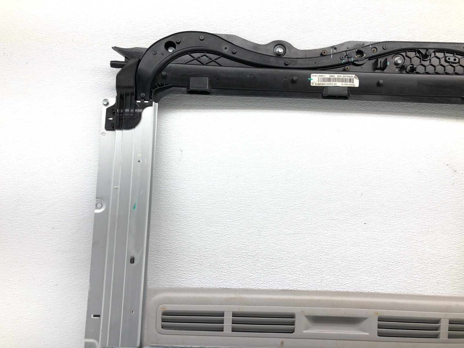 2013-2019 MERCEDES GL450 SUNROOF RAIL FRAME SHADE SCREEN OEM GRAY. | eBay