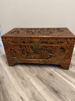 Chests & Trunks - Carved Trunk