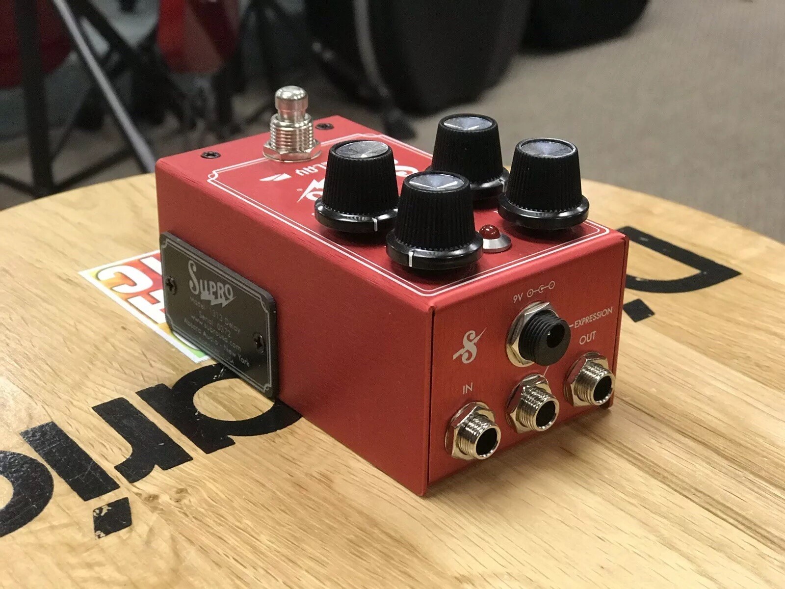 Supro Delay Pedal - Analog Delay Guitar Effects Pedal | eBay