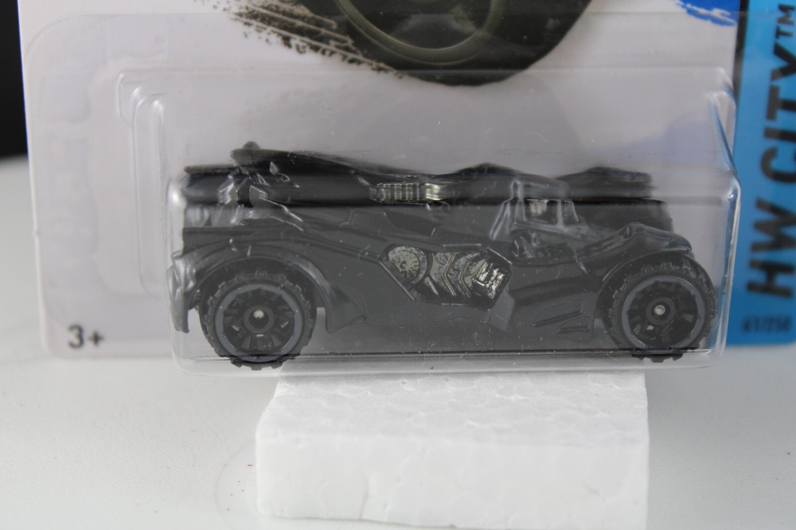 Hot Wheels 2013 & 2015 Batman - Arkham Knight Batmobile Green - Black ...