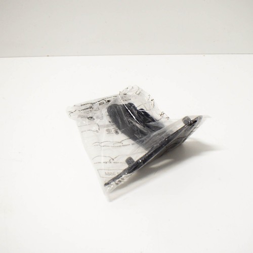 NEW VOLKSWAGEN GOLF MK7 FRONT LEFT FENDER BRACKET 5G0821135B OEM | eBay