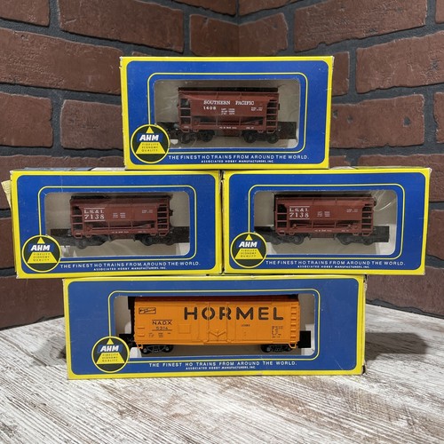Lot Of 4 AHM - HO Ore Cars & 5314 Reefer Car With Original Boxes - FAST ...