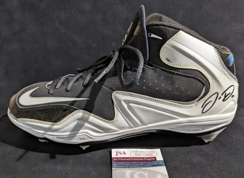 PHILADELPHIA EAGLES JORDAN DAVIS AUTOGRAPHED SIGNED CLEAT JSA COA | eBay