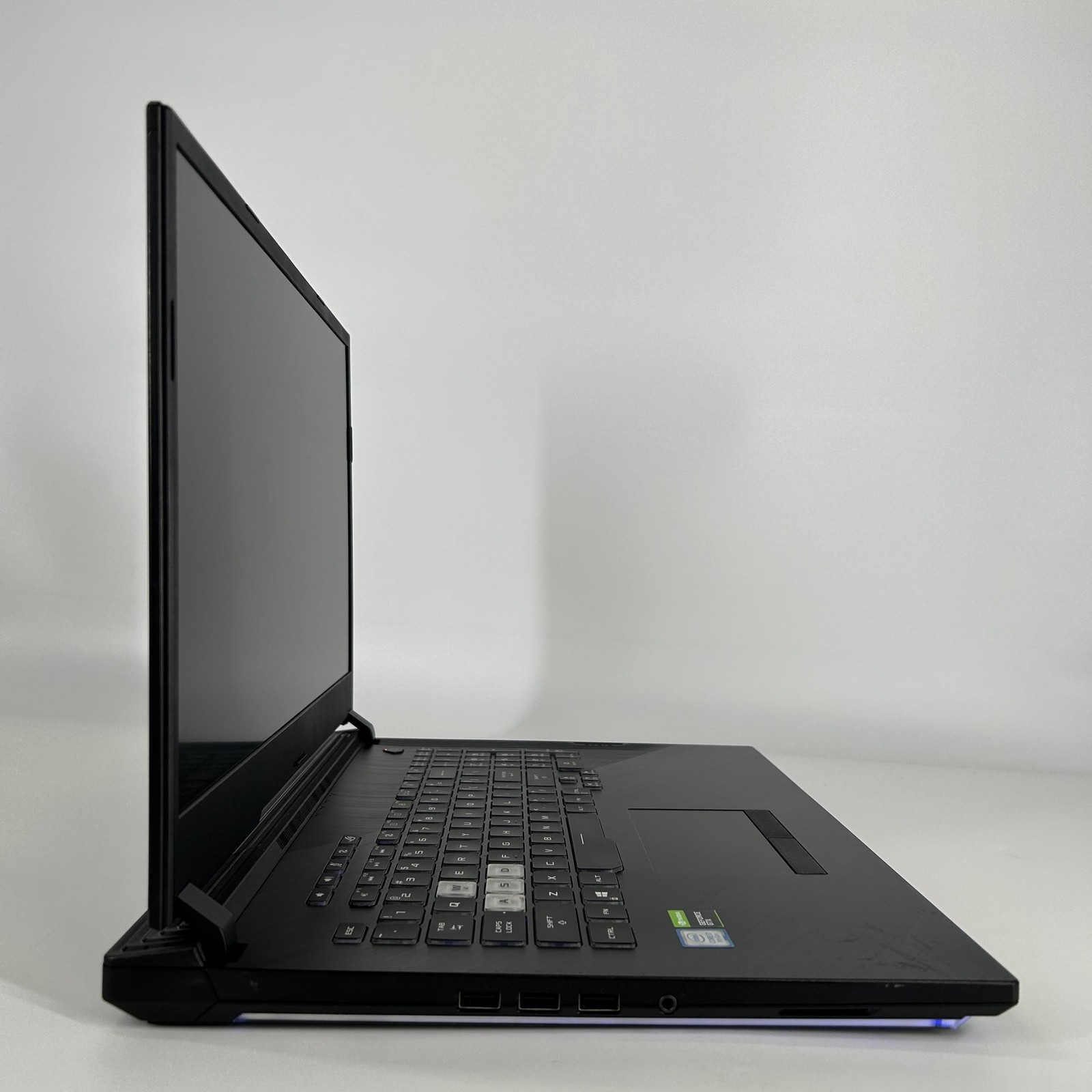 Asus ROG Strix G731 17.3 120Hz FHD i7-9750H 2.60GHz 16GB 512GB SSD GTX ...