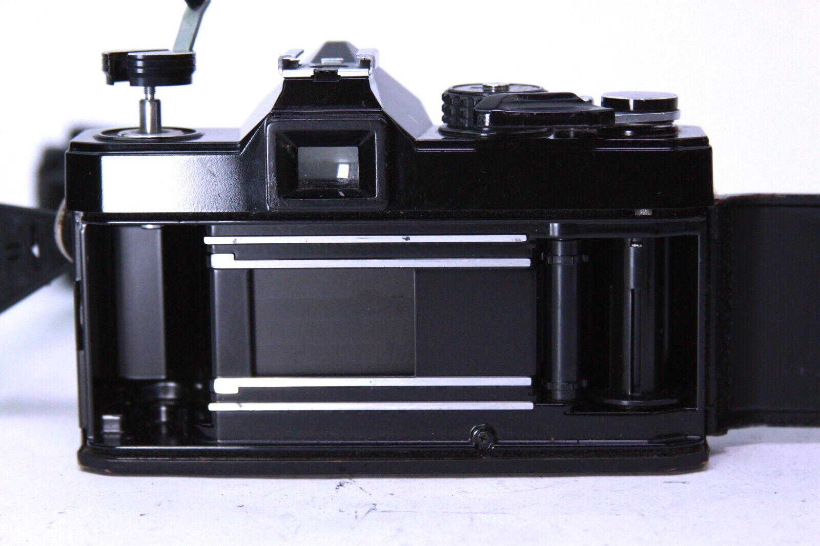 Topcon RE 300 35mm Film Manual Focus SLR Camera W 55MM 1.7 RE Topcor ...