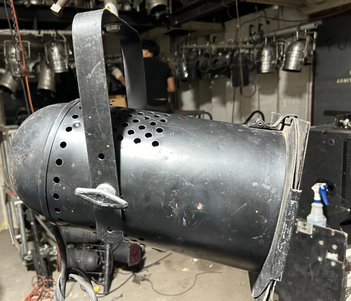 ALTMAN PAR 64 SPOT/FLOOD LIGHT Theatrical Fixture w/ 1000WattBulb ...