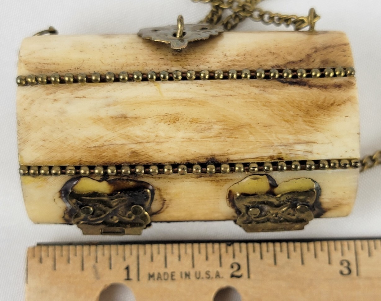 Antique Vintage Bone Antler Coin Purse - Gem