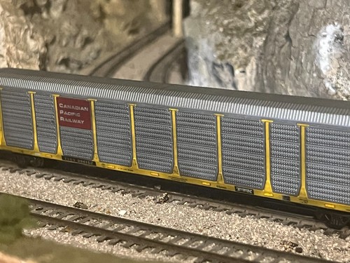 N SCALE CON-COR CANADIAN PACIFIC RAILWAY (CPRAIL) TRI-LEVEL AUTO RACK ...