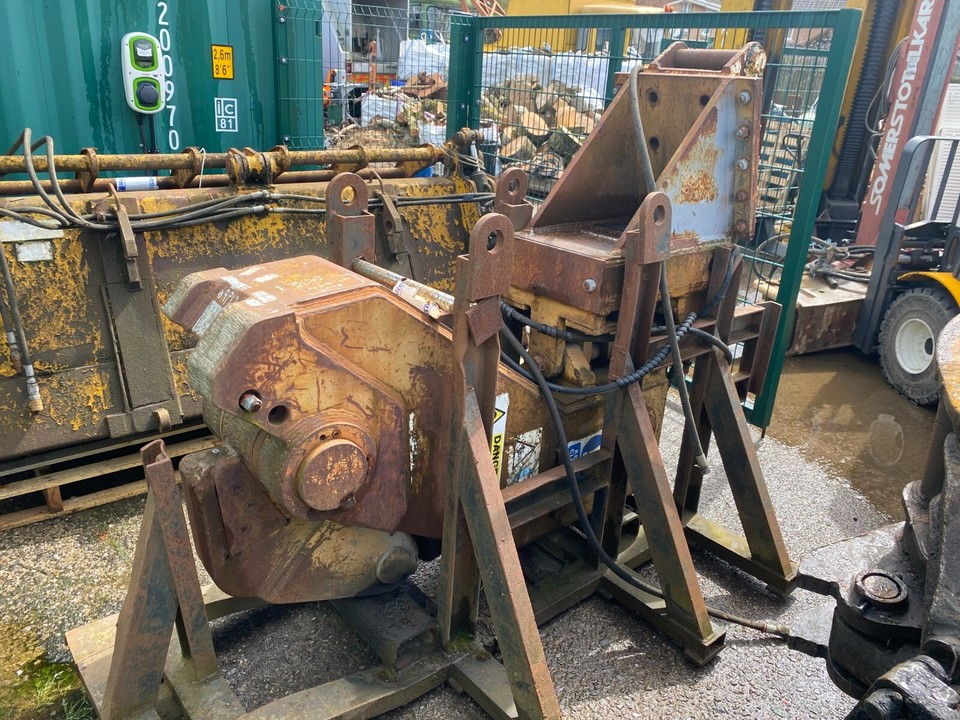 Rail cracker, shear , scrap, excavator | eBay UK