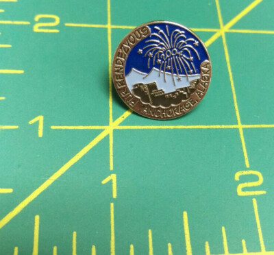2004 Anchorage Alaska Fur Rondy Collectors Lapel Pin - Fur Rendezvous ...