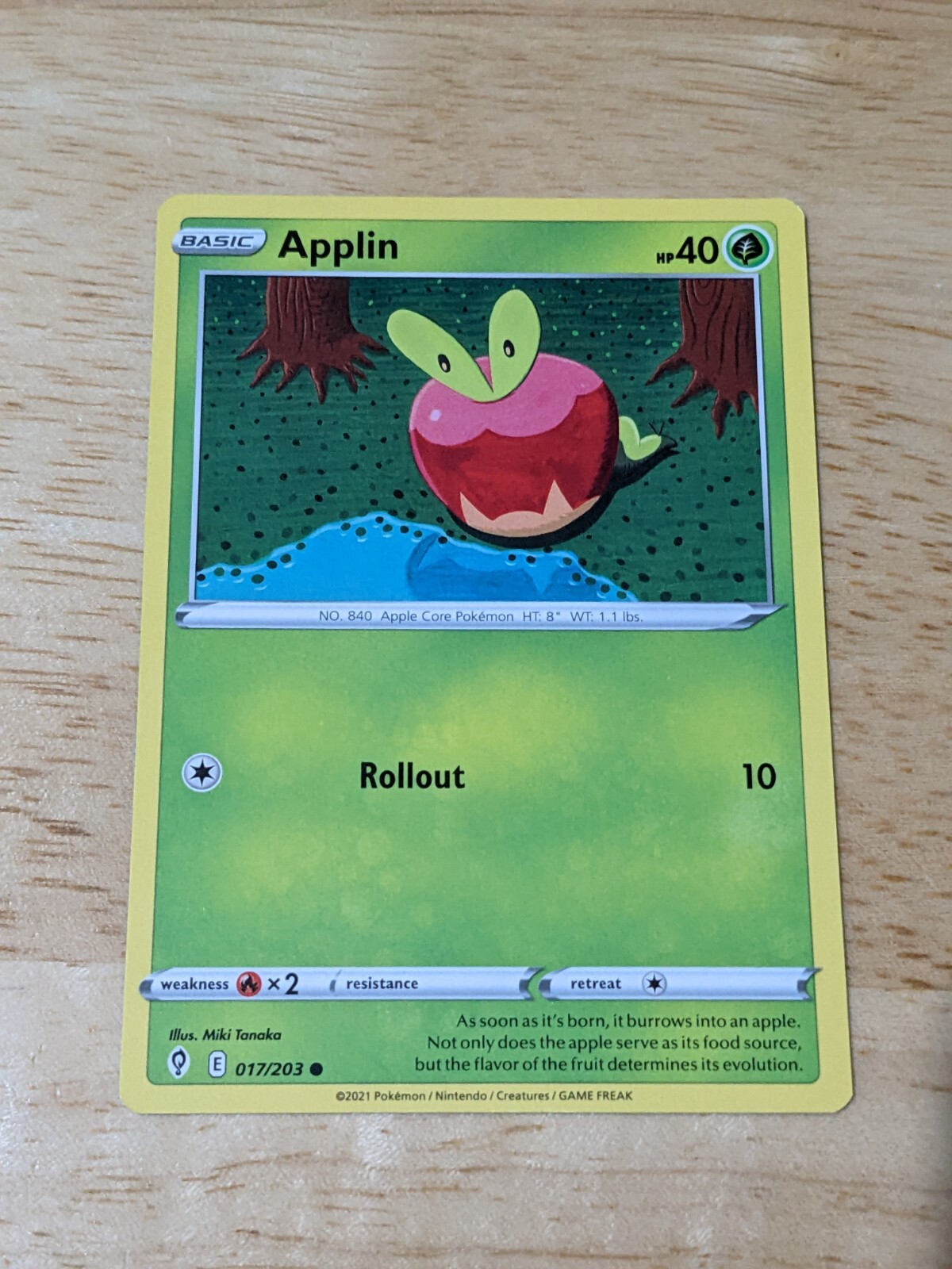 Applin 017/203 - 2021 Pokémon TCG - Evolving Skies Common NM/M | eBay