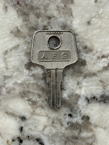 APG Black Cash Drawer Part ID: VB320-BL1616 KEY Lock #235 OEM | eBay