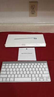 GENUINE Apple A1314 Wireless Keyboard - Silver (MC184LL/B) | eBay