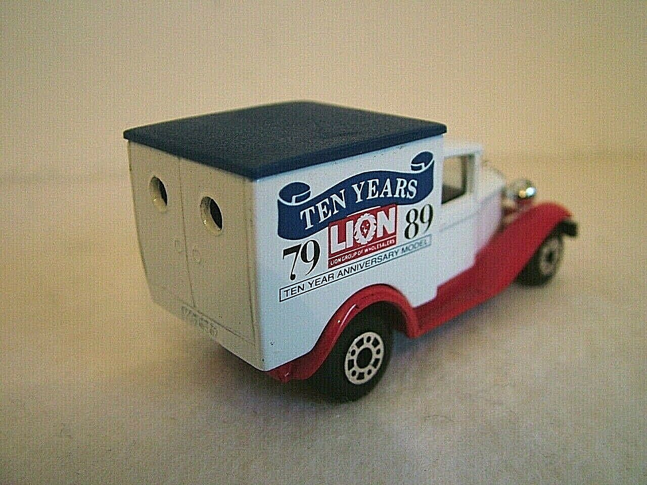 MATCHBOX MB38 - FORD MODEL A VAN - LION TEN YEARS - LIMITED EDITION ...