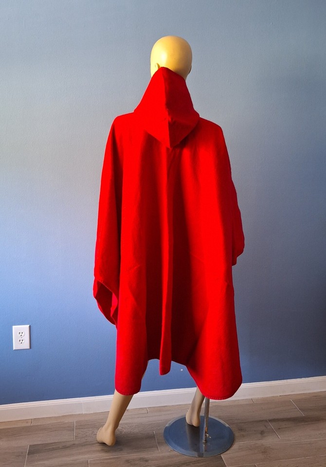 Alpaca Womens Hooded Button Up Cloak/Poncho/Cape PERU RED Luxurious ...