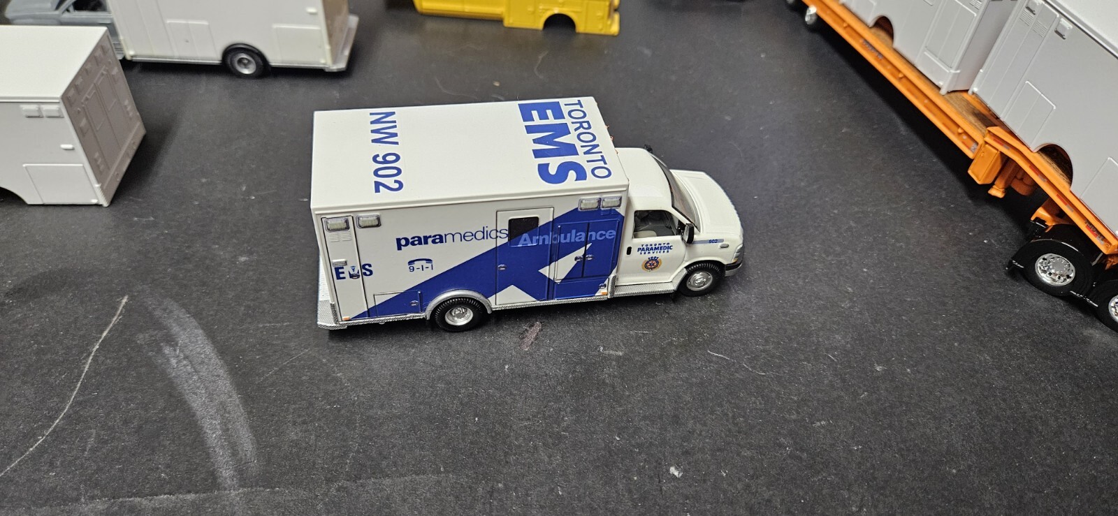 Code 3 / Greenlight / Hallmark 1/64 Toronto Paramedic Serv. Waterslide ...