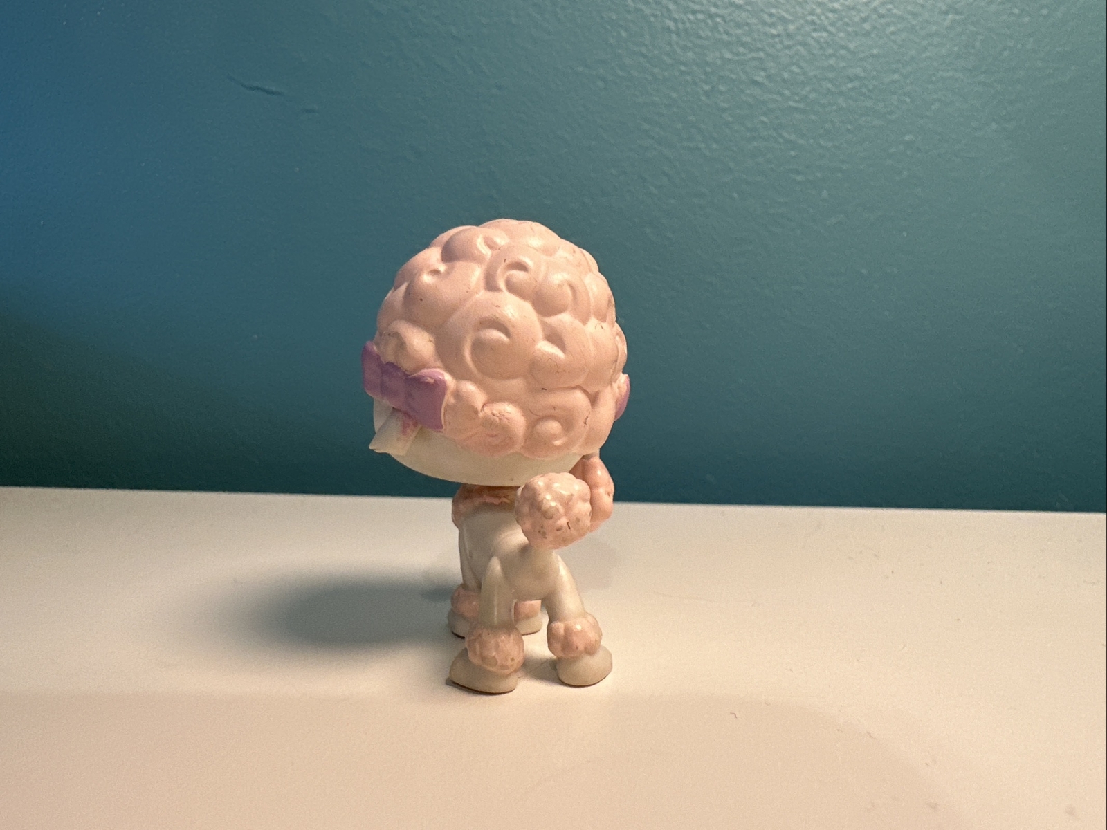 LITTLEST PET SHOP # 152 PALE PINK POODLE PURPLE BOWS RED MAGNET ...