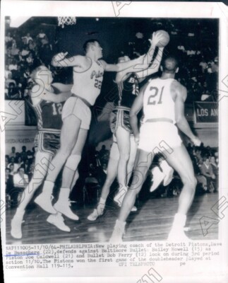 1966 Detroit Piston Dave DeBusschere Baltimore Bullet Bailey Howell ...