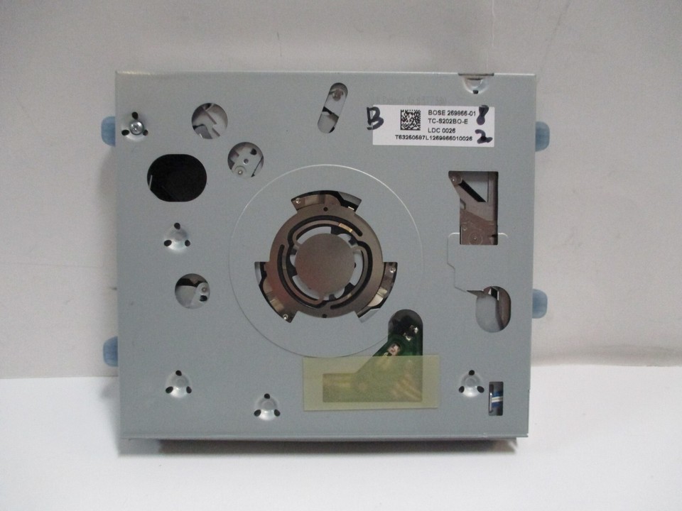 BOSE Wave AWRCC 1 & 2 CD Drive w/ Ribbon Cables & Rubber Feet test ...