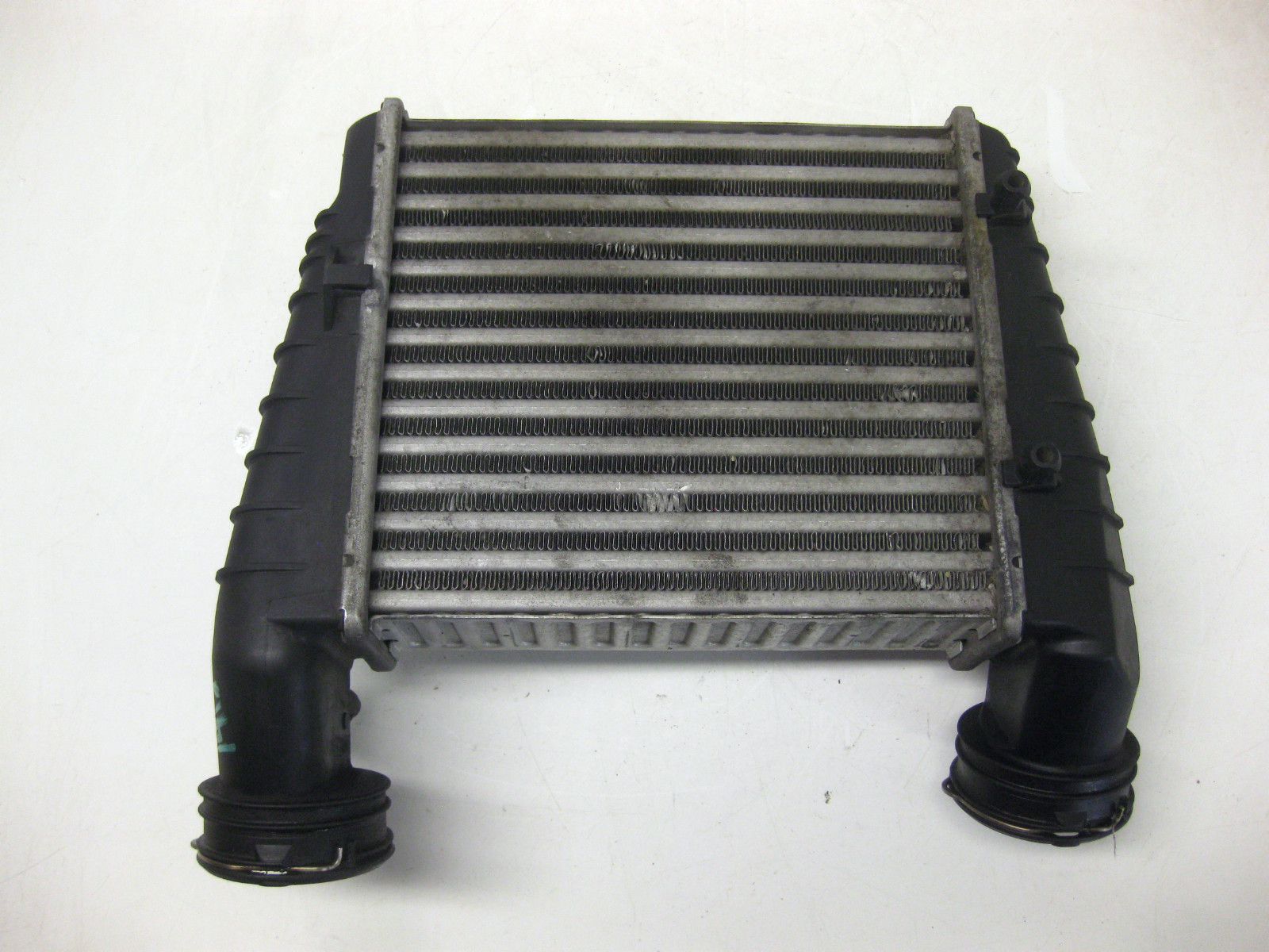 04 VW PASSAT GLS INTERCOOLER WITH PRESSURE SENSOR 3B0 145 805 H OEM 03 ...