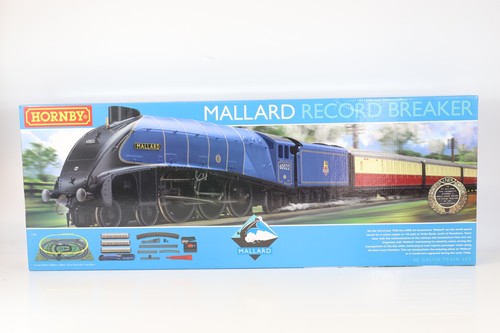 Hornby R1282 OO Gauge BR Blue Mallard Record Breaker Train Set ...