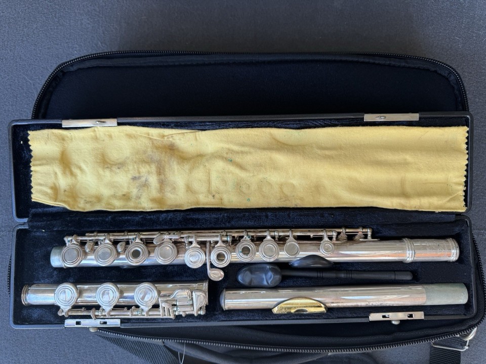 Gemeinhardt KG Special Open Hole Solid Silver Flute with Case | eBay