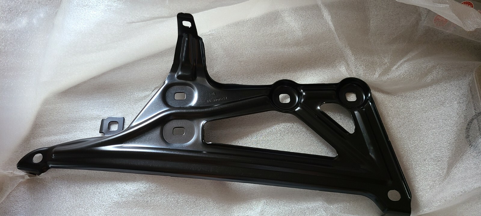 OEM BMW Extension Right Wheel Housing Strut (fender Mount)- 41007427130 ...