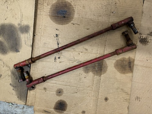 VINTAGE FARMALL CUB LOBOY 184 TRACTOR -2 FRONT AXLE TIE RODS | eBay