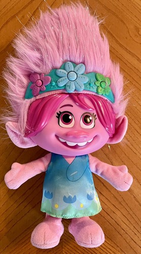 Dreamworks Animation Trolls Doll World Tour Color Poppin Poppy Color ...