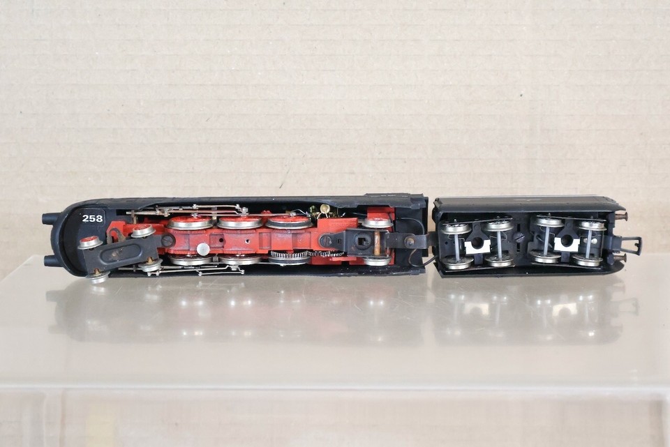 Märklin Hamo 8394 Dr 4-6-2 Klasse Br 1051 Express Streamline Lokomotive ...