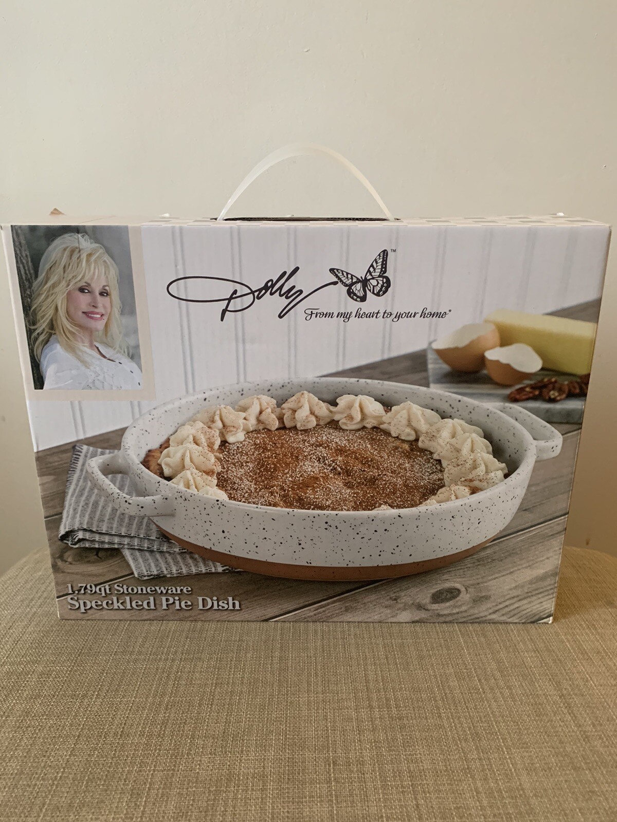 Dolly Parton 1.79qt Stoneware Speckled Pie Dish NEW IN BOX | eBay