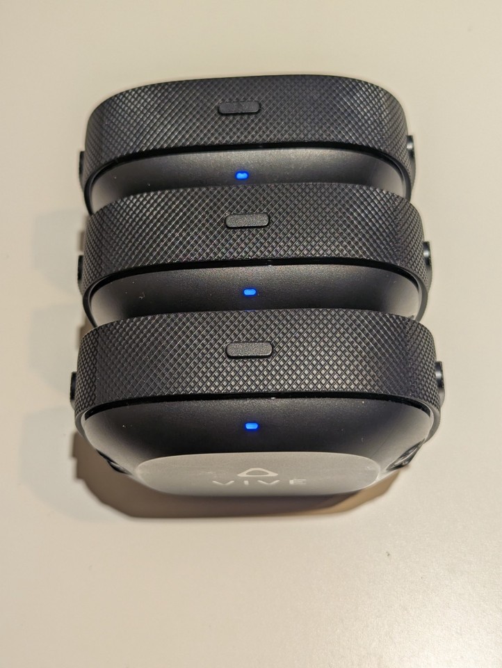 VIVE Ultimate Tracker 3+1 Kit w/rebuff reality straps, box and game key ...