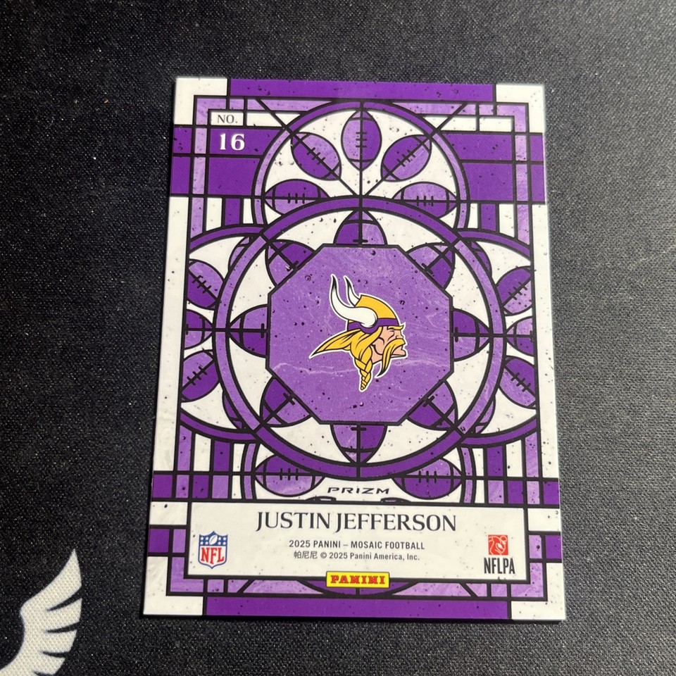 2025 Panini Mosaic Justin Jefferson Stained Glass SSP #16 Case Hit ...