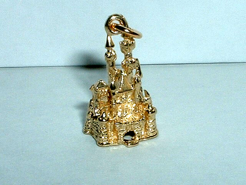 14k YELLOW GOLD 3/D DISNEY CINDERELLA CASTLE PENDANT CHARM | eBay