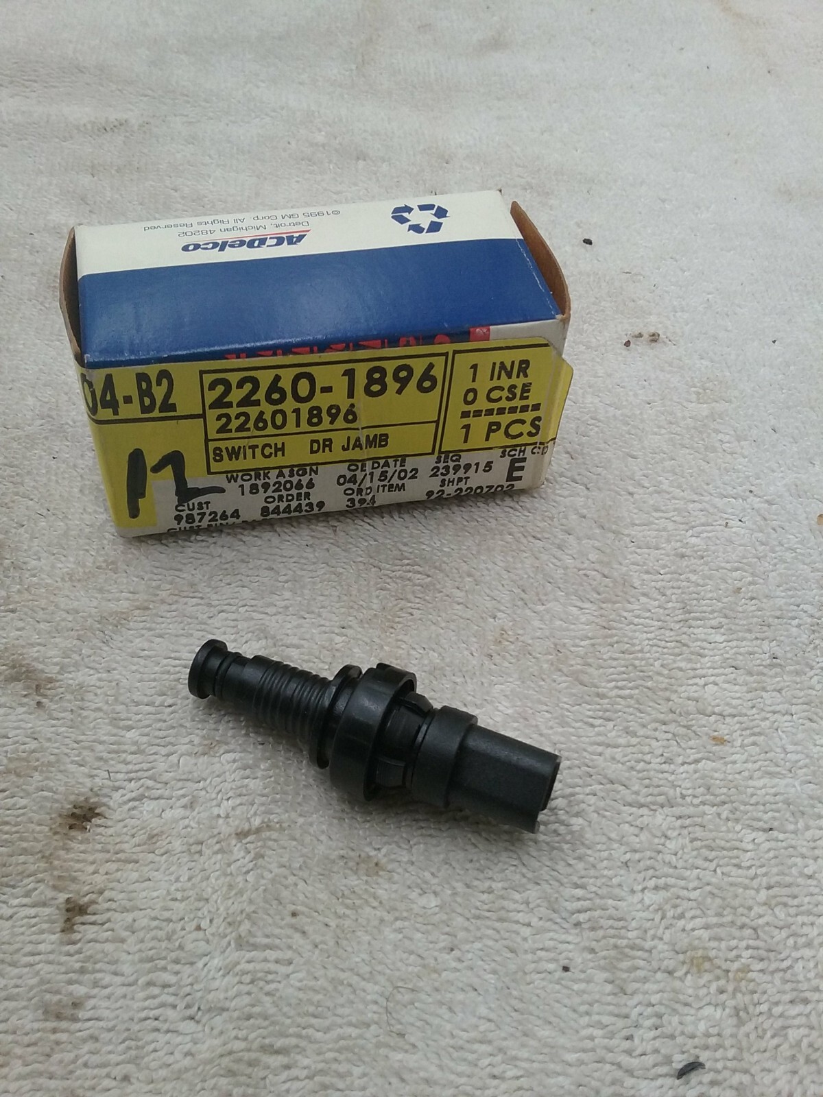 GENUINE GM 22601896 Door Jamb Switch D6068 1995-2021 EXPRESS S10 BLAZER ...