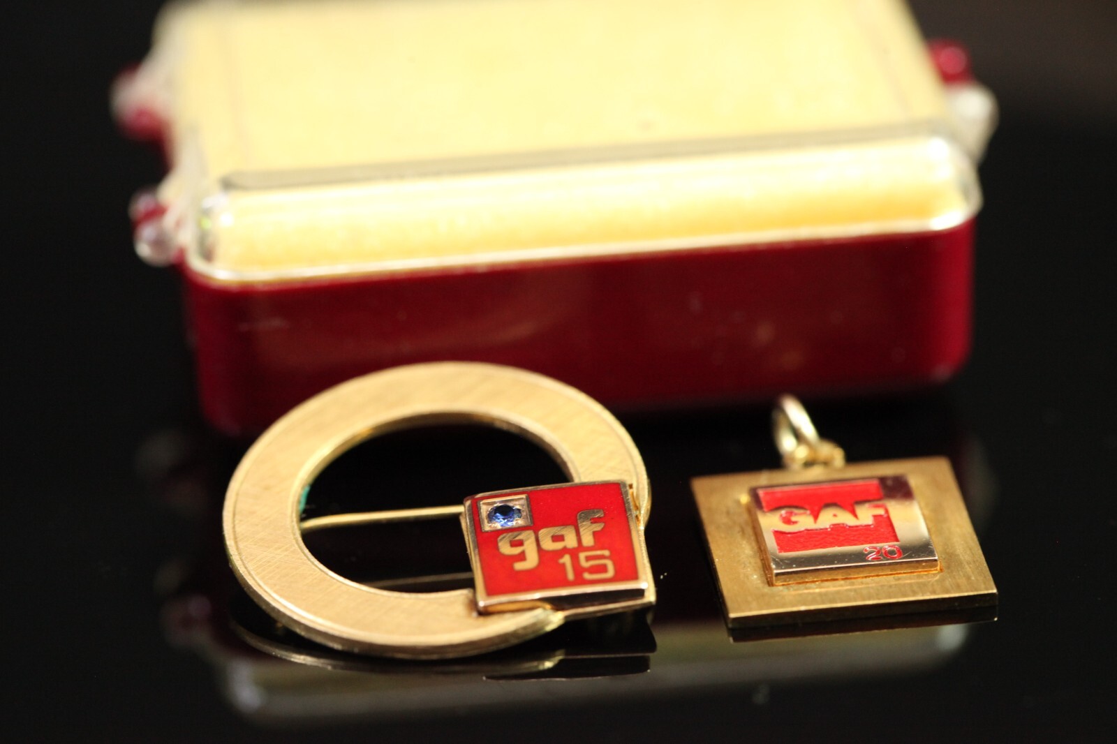 GAF Roofing contractor, construction, bau, vintage 10k GOLD pin Badges ...