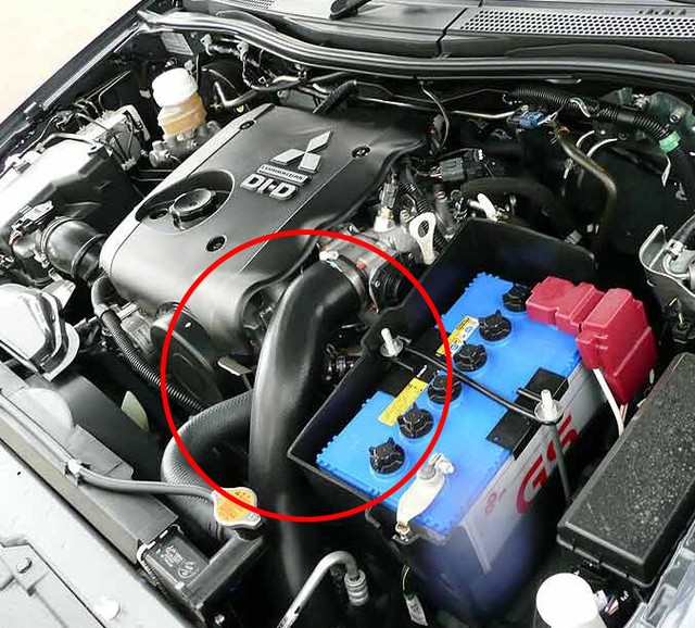 Mitsubishi 1505A850 Intercooler Hose for sale online | eBay