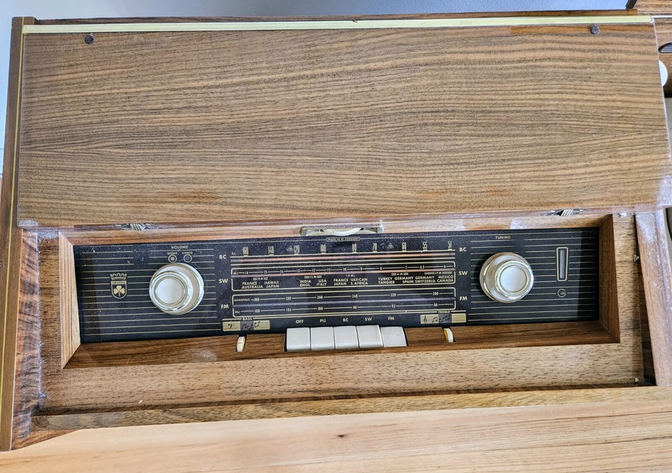 Beautiful MSM Grundig Majestic SO12U/1 Stereo Console Radio! | eBay