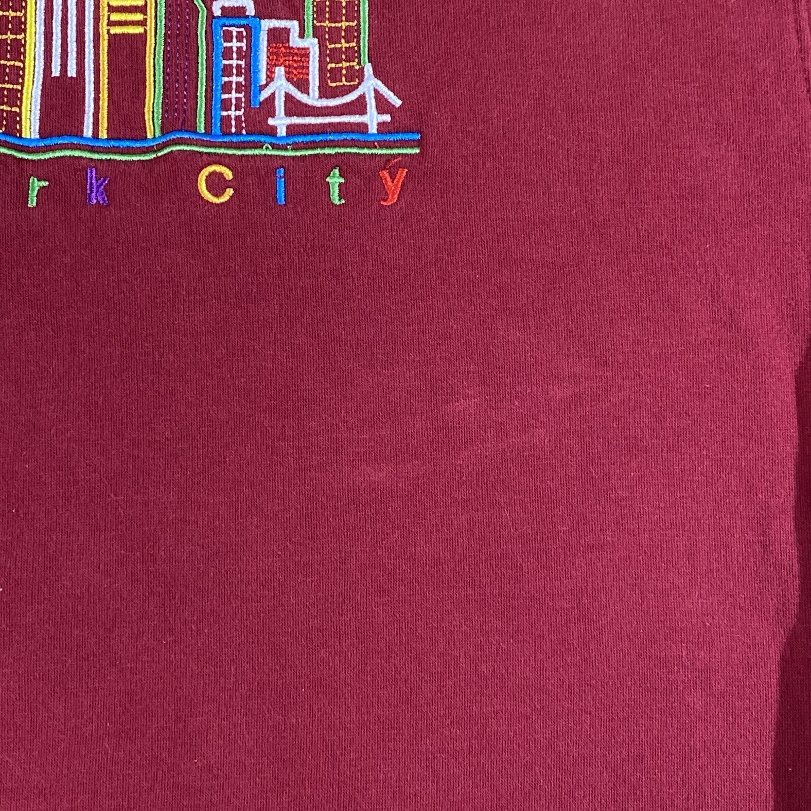 Vintage Y2K Matrix New York City Skyline Red Sweatshi… - Gem