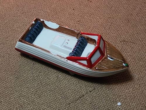 CASCADES MARINA 56.55370 Dept 56 SNOW VILLAGE WEEKEND AT THE LAKE Boat ...