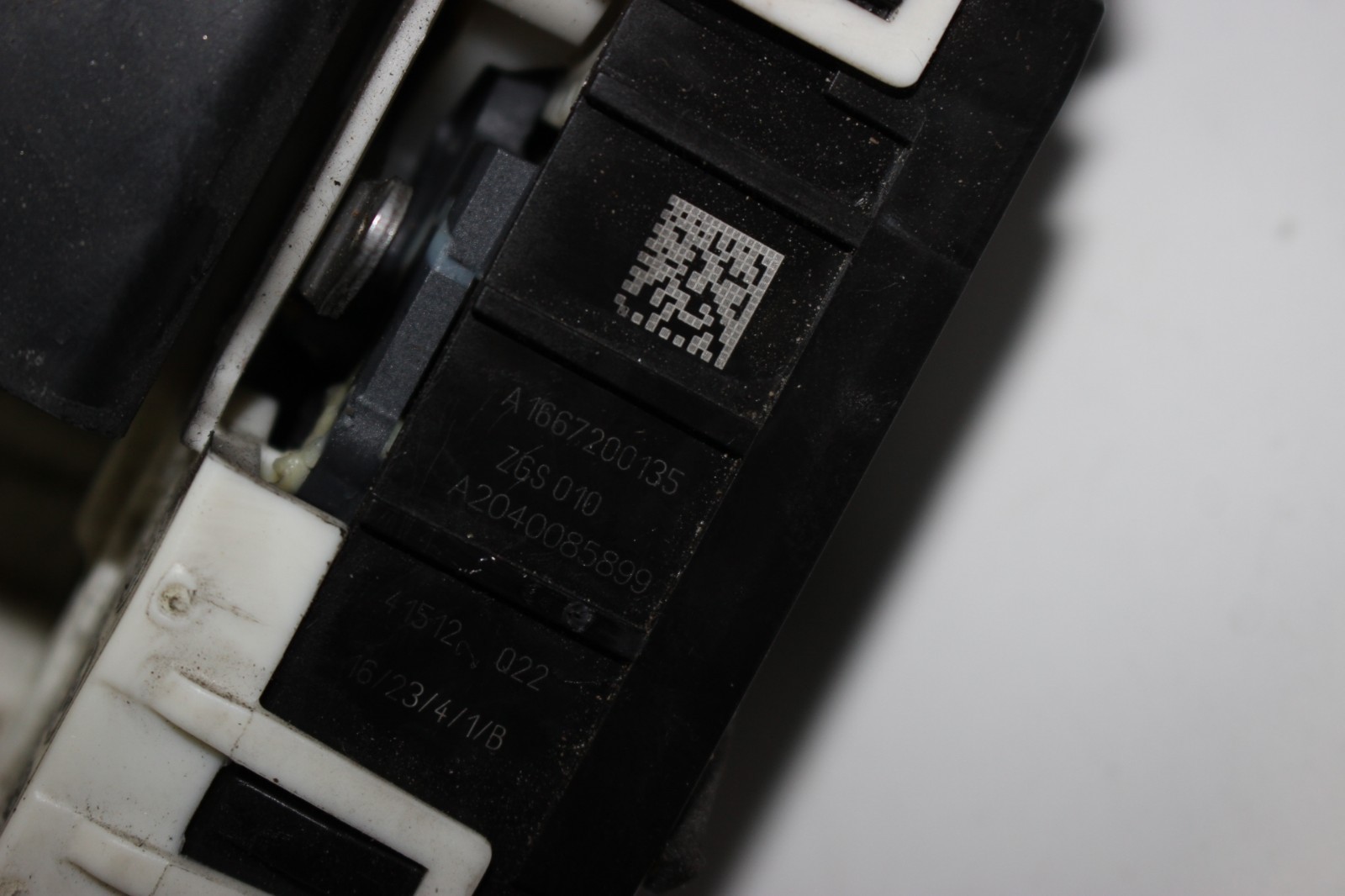 2016 Mercedes W246 B-Klasse / LHD LINKS VORDERSEITE Türschloss ...